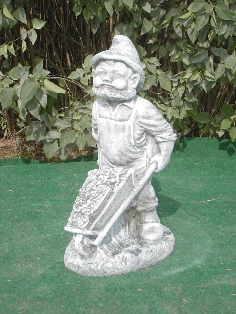 Dwarf with Full Barrel – Statue Canada