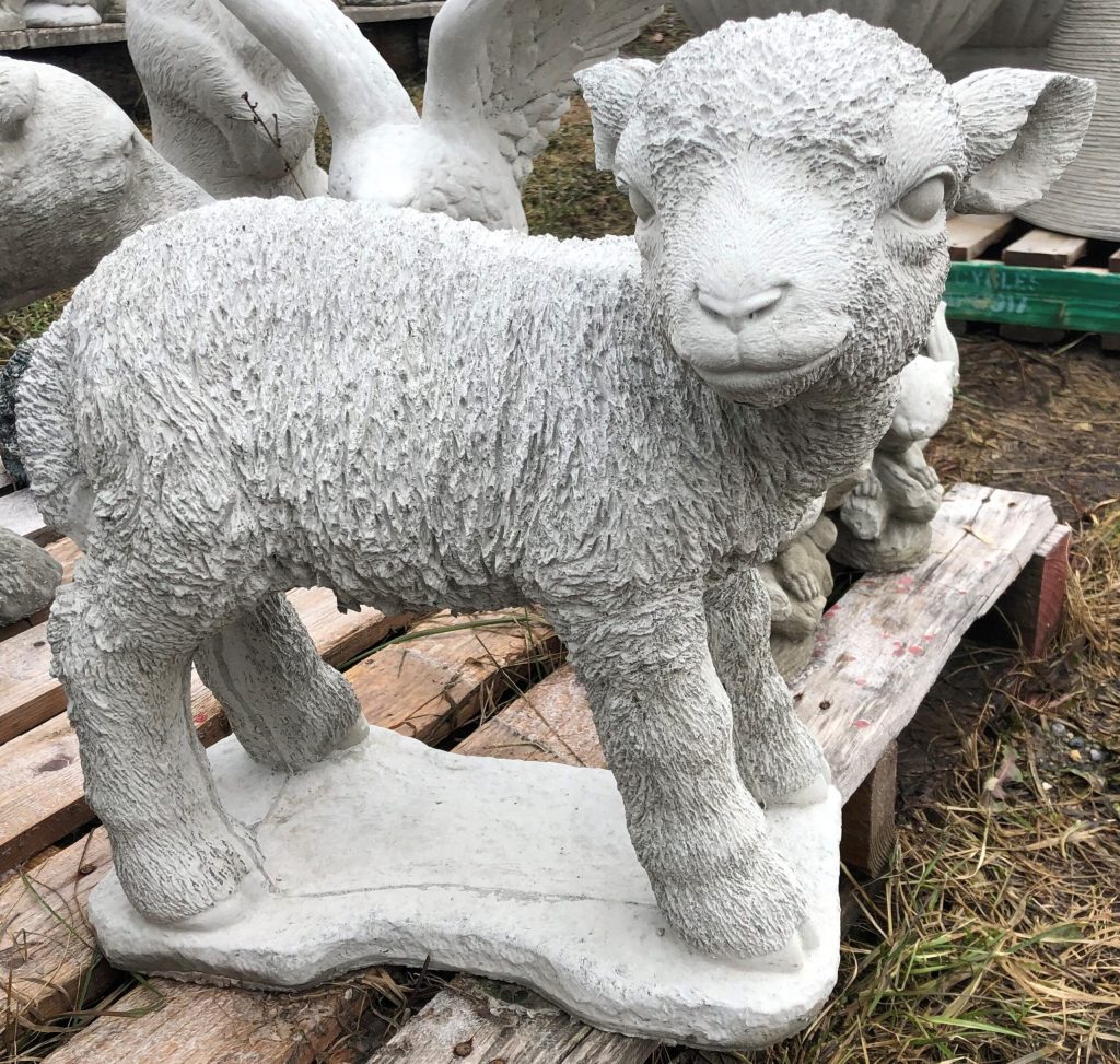 Farm Animals – Statue Canada